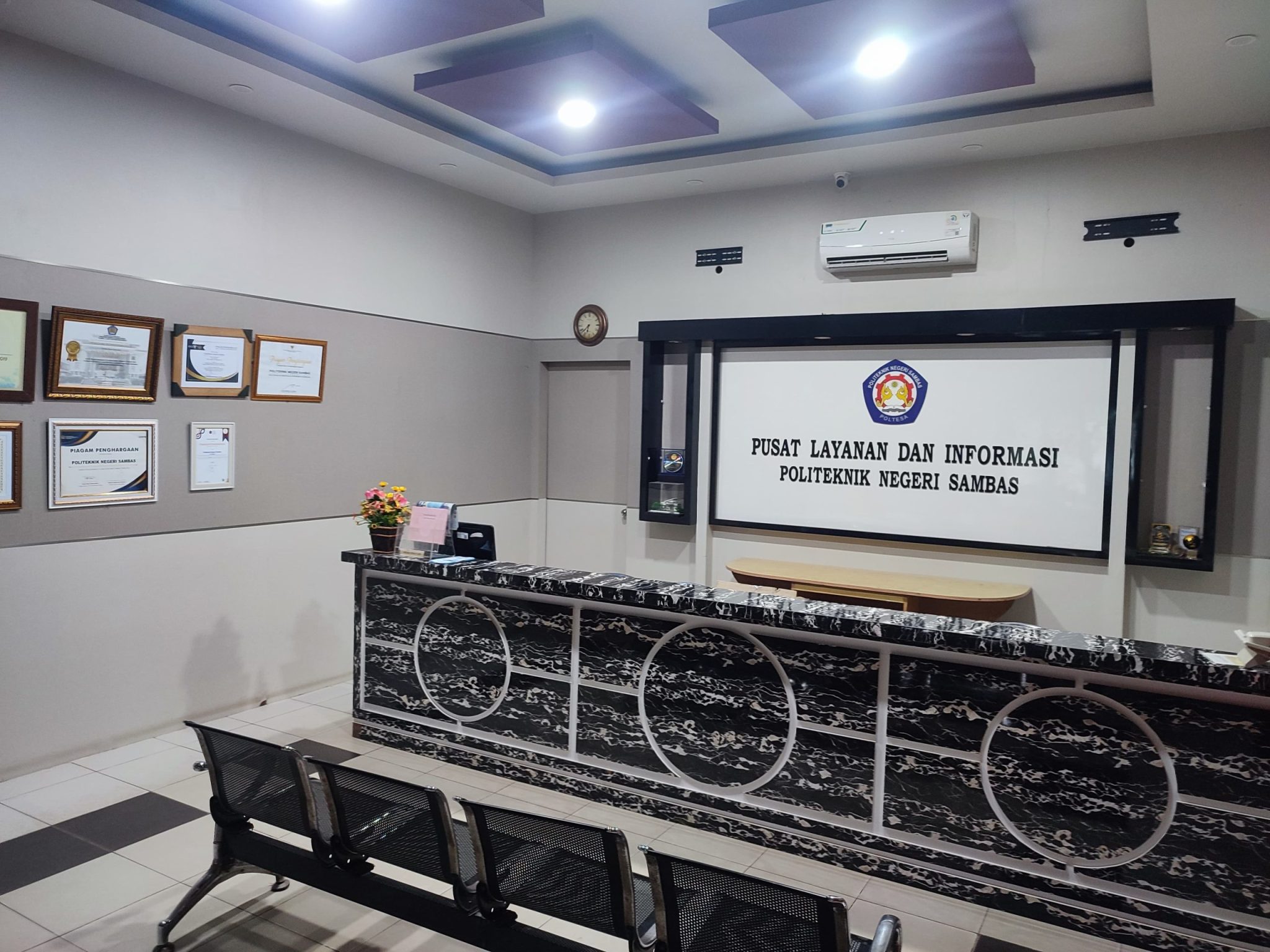 Gedung Poltesa dan Fasilitas Poltesa - POLTESA